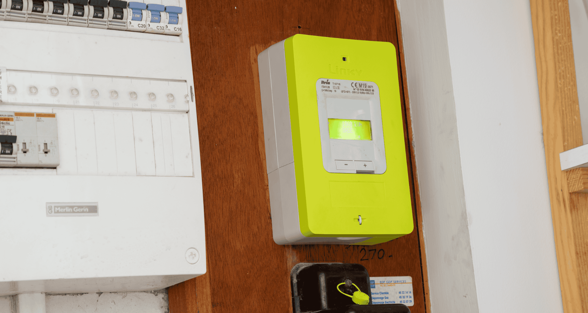 Compteur Linky qui clignote orange : causes et solutions — Llum